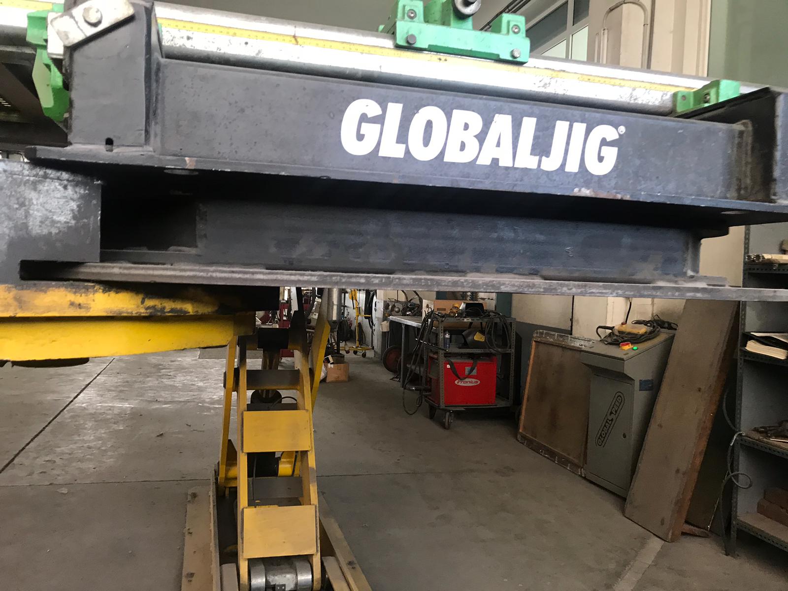 Second hand paint booths and tools for automotive workshops. Buy full ...